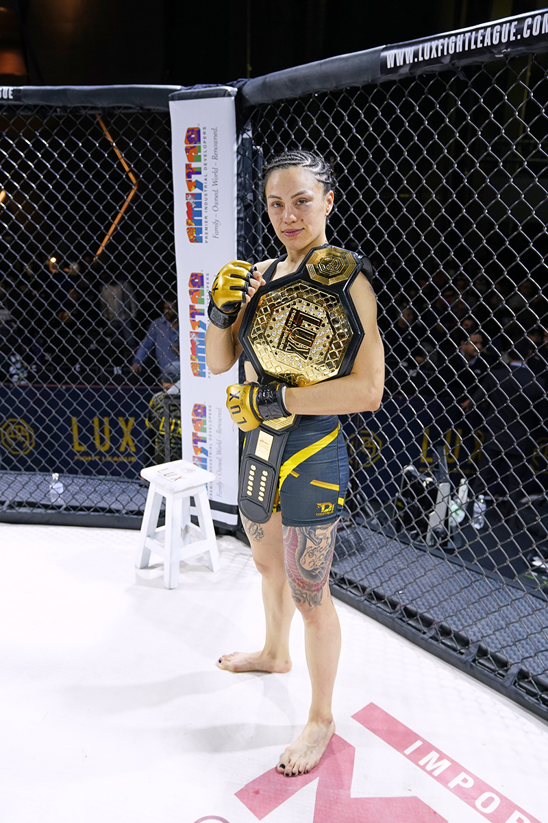 Se consagra Victoria Alba como monarca de peso mosca en LUX 021 - Desde Puebla