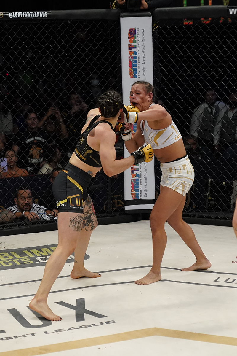 Se consagra Victoria Alba como monarca de peso mosca en LUX 021