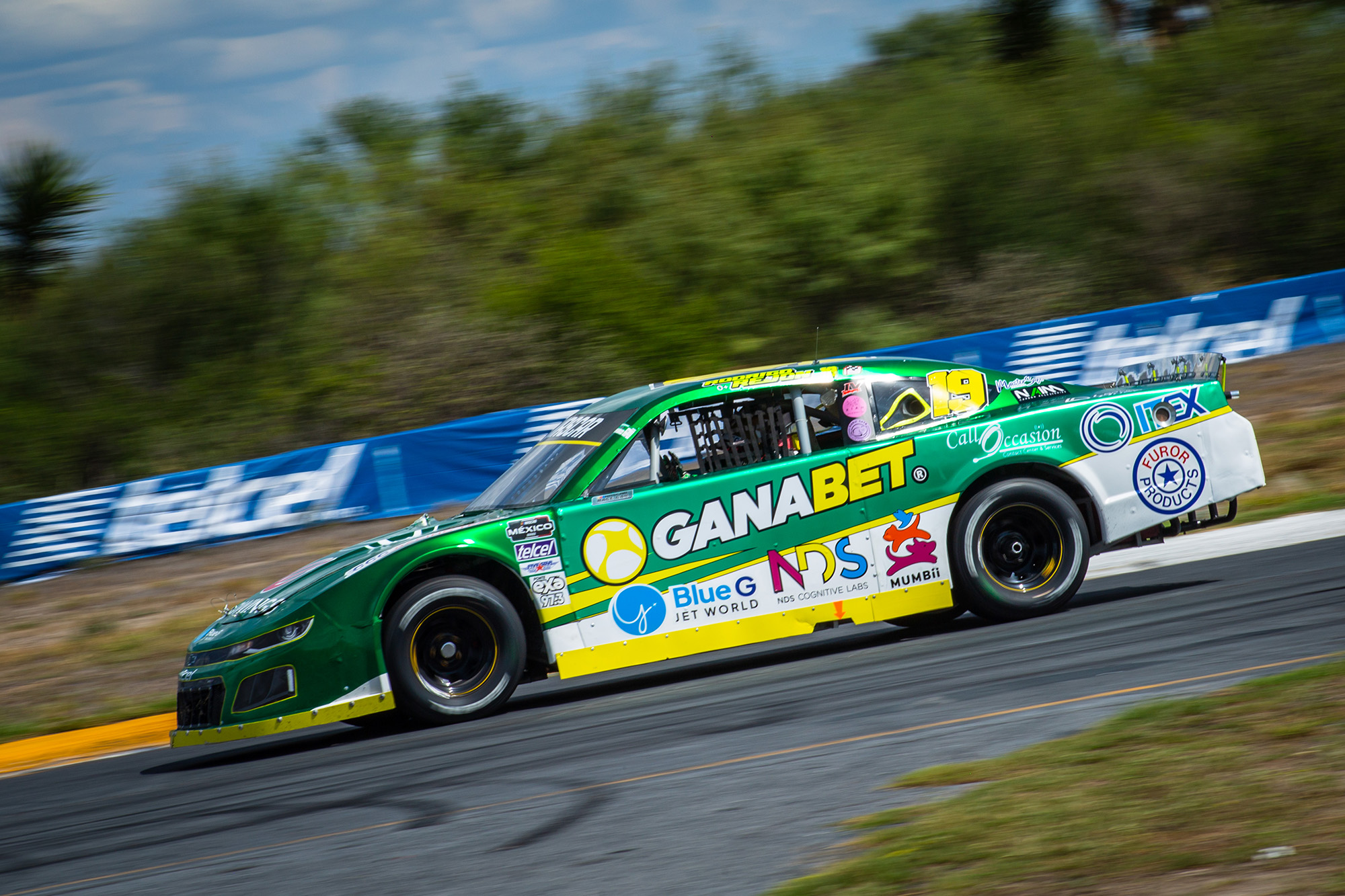 Volver al triunfo de NASCAR Challenge, el objetivo de Rodrigo Rejón y ...