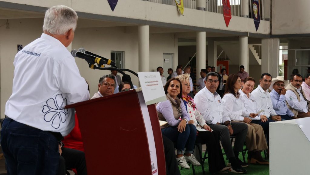 Gobernador Sergio Salomón: “La población teziuteca y la región merece ...