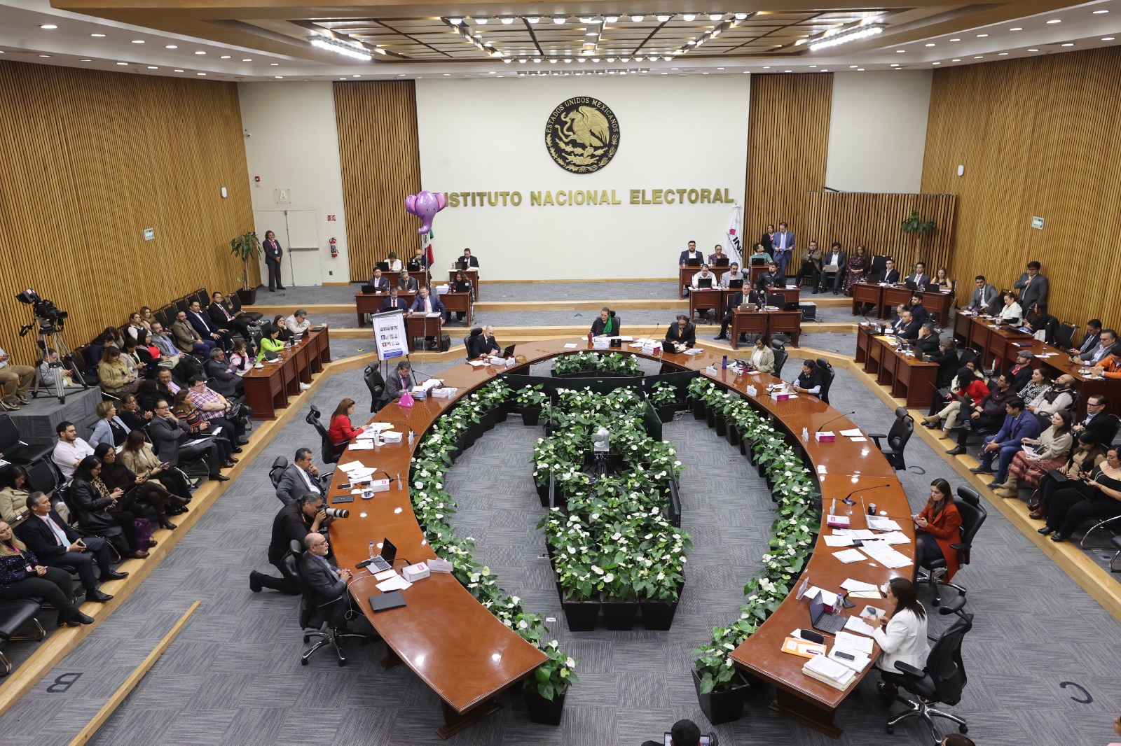 Declara INE validez de la elección de Magistradas y Magistrados de Circuito y de personas ...